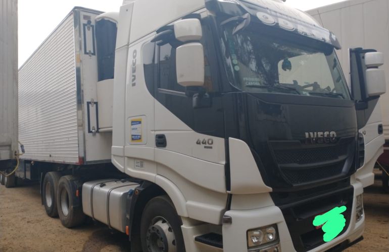 Iveco Stralis Hi Way 600-S44T 6x2 2017/2017 - Salão do Caminhão - 3487