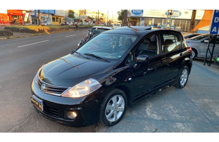 Nissan Tiida SL 1.8 (flex) 2011/2012 - Salão do Carro - 317521